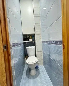 Квартира в центре  2/2/4  площадь  56м2 балкон 2×6
