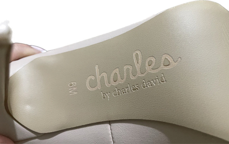 Шикарные туфли Charles David новые. Размер 6М (36-37)