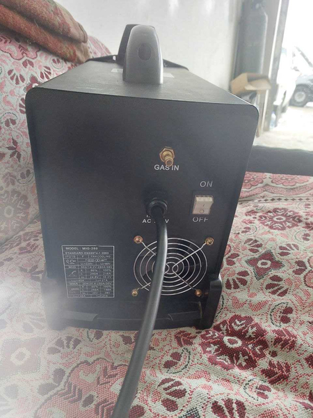 Kempi svarka
Elektrod svarka 
Yengi 1oy ishlatilgan