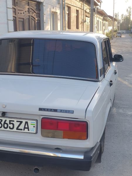 Vaz 2107 sotladi srochni