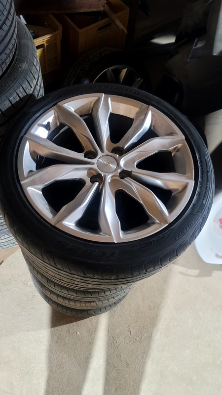 Lacetti  215/45/r17