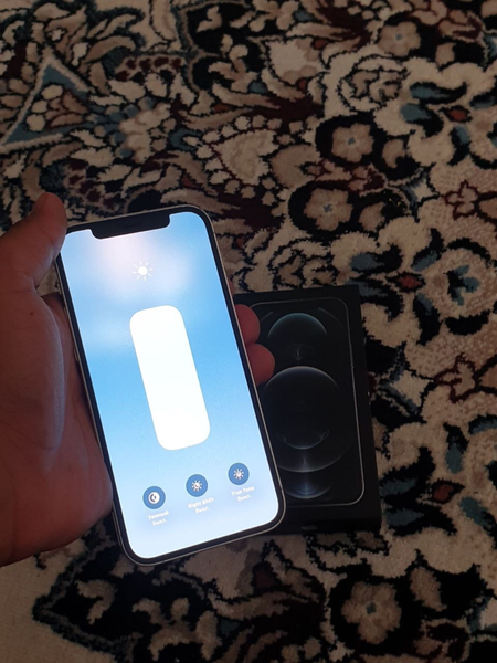 Iphone 12 pro white