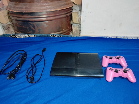 PS3 super slim 500 gb