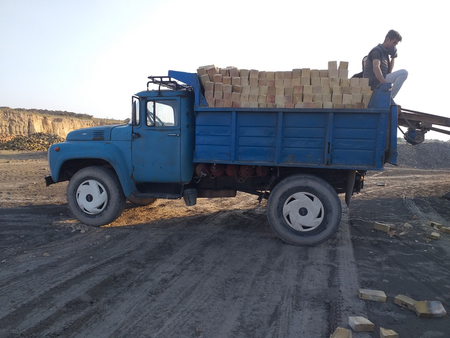 ZIL. KAMAZ. Ekskvatr. Xizmati