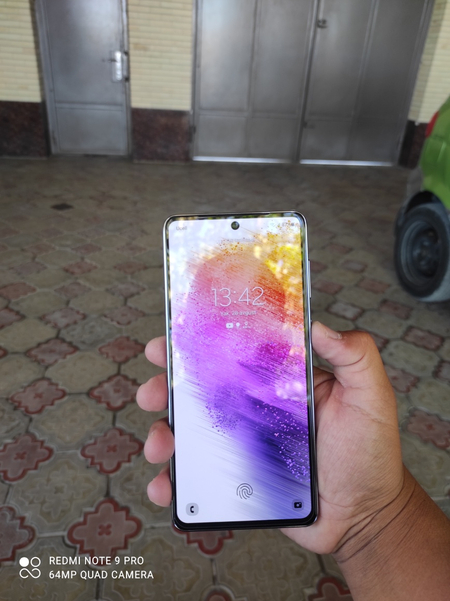 Samsung A73 karopka dakumeti bor