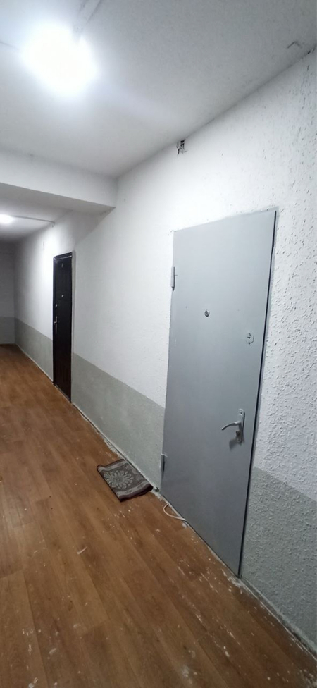 Tansiqboev 3 1/89 obshijit sotiladi srochno remtli