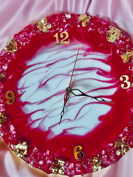 Часы Resin art ручная работа