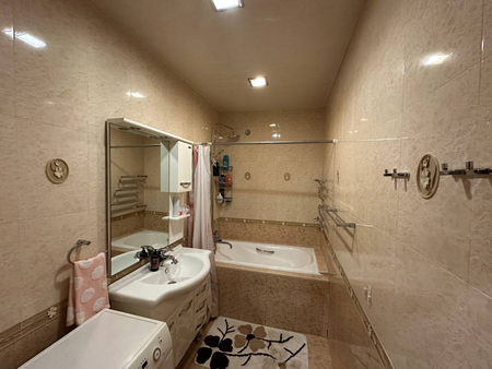 СРОЧНО Продаётся 3/8/9, 70m2, Шастри Мирзо-Улугбекский район