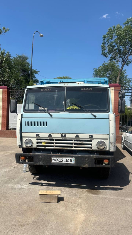 Kamaz bartavoy sotiladi 1988 yil