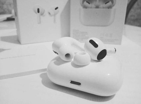 Airpods pro 1:1 + DOSTAFKA