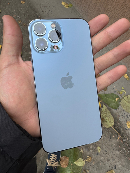 Продается iPhone 13 Pro Max LL/A sim 5G в идеальном состоянии свой