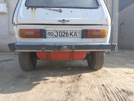 Niva 1983 yil metan bo