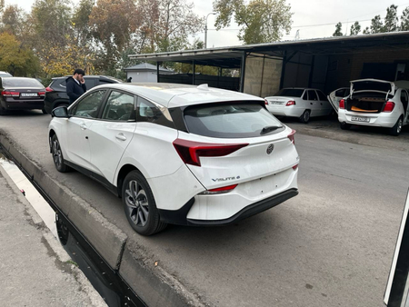 Buick Velite 6  450 km Рестайлинг таййор минишга