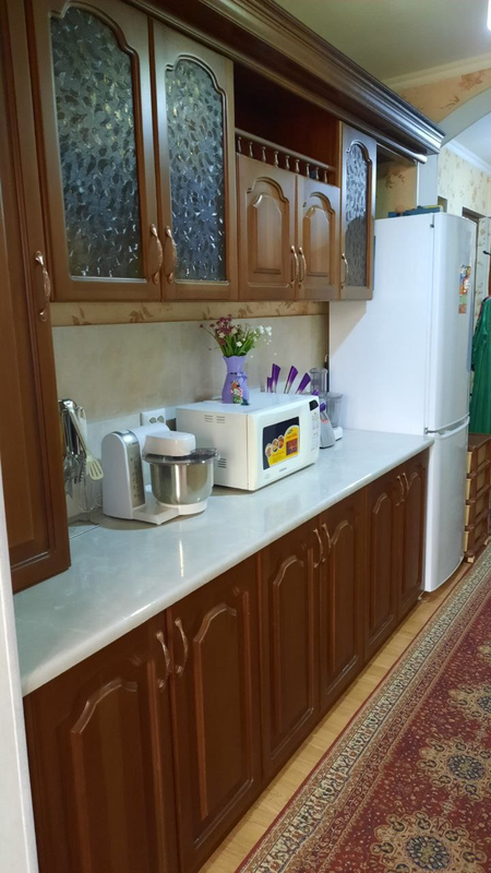 Зудлик билан квартира  хамма жихозлари билан мебеллар бн Сотилади...