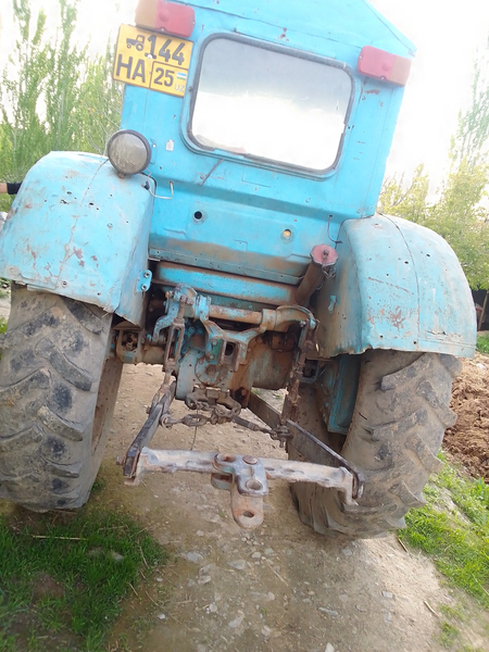 T40 traktor 1 yil kafolati bilan