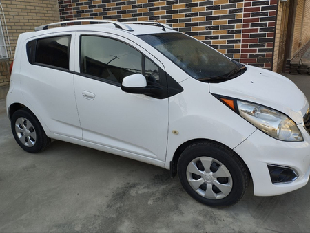 Chevrolet Spark Sotiladi