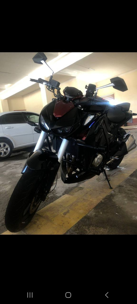 Motorbikes          .