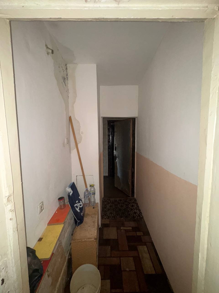 Срочно Чилонзор 20 Галерейка 1 комната 21м² продаётся