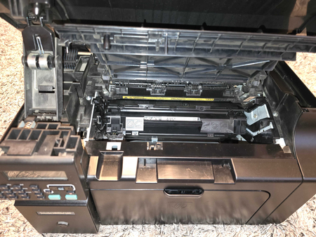 Canon MF 211 Oqqora 3/1 Printer Tiniq Aybi yoq Garantya bor