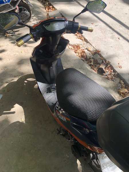 Продам скутер Honda DIO 27