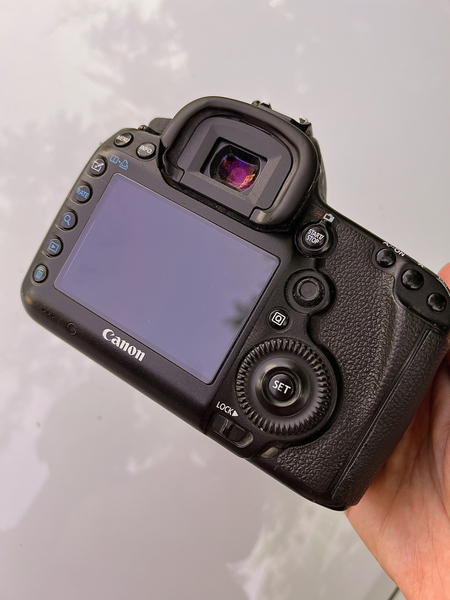Canon mark 3 24-105 l 4f fotoda iwlagan ozim iwlatvoman
