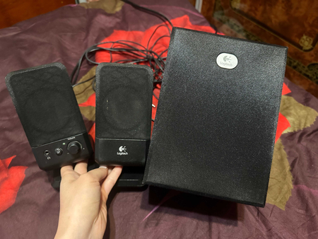 Колонки и сабвуфер Logitech для компьютера