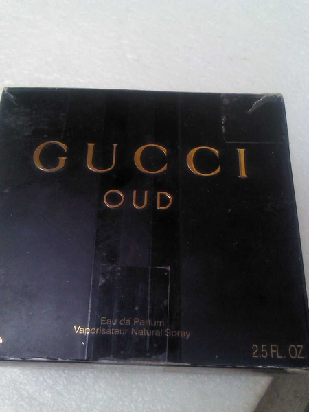 Женский Eau de Parfum. -- GUCCI. OUD. 75ml.e. 2.5FL.OZ. Orginal Новый.