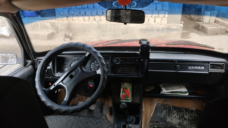 Vaz 2107 sotiladi