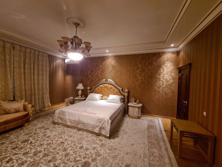 Продается Евро дом Ор-р: Улица Никитина 600 м2