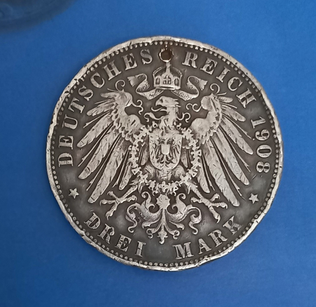 Продам монеты и медаль серебро