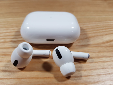 Airpods pro dubai