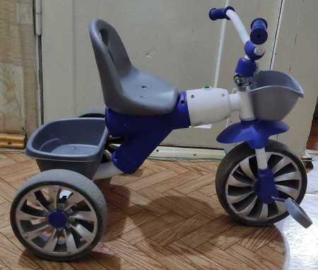 Велосипед трёх колёсный