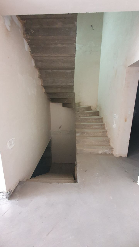 Uchaska sotiladi 2 sotix