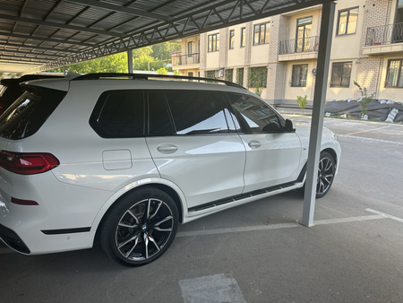 Продам BMW X7 M50. 2020 года. Full.