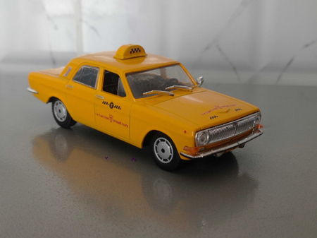 Коллекционная модель Волга такси, масштаб 1:43
