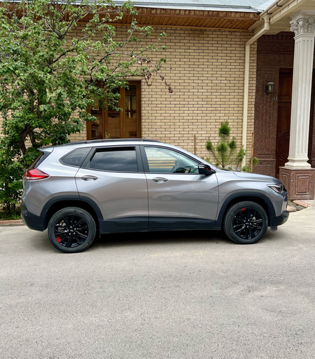 Tracker Redline 2022