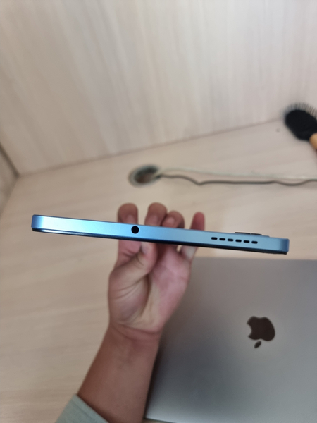 Realme pad mini 4/64 ekran steklo singan