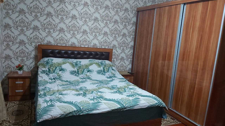 Qarshi shahar markazidan xovli sotiladi