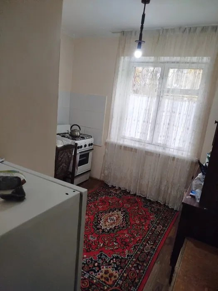 Сдаётся квартира Чиланзар 13 2/1/5 впускает семейных и студенток