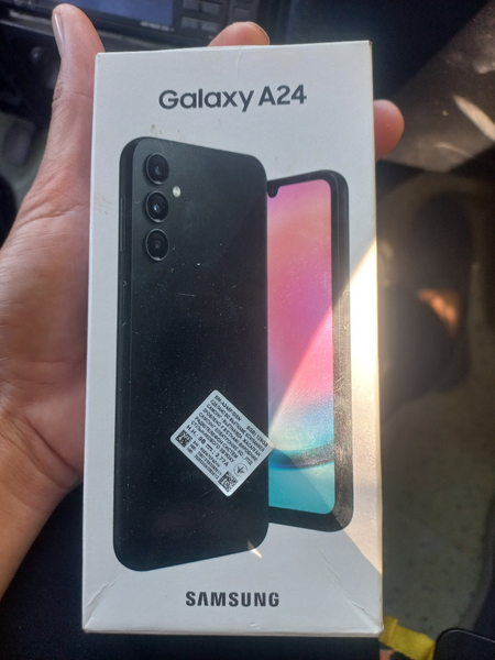Samsung A24 8/128