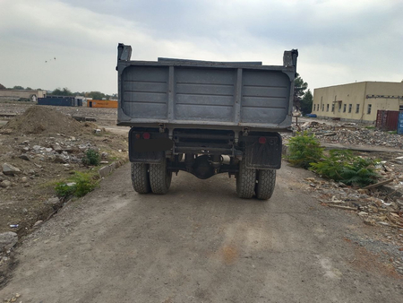 Zil 130  Mator URAL yengi qilingan