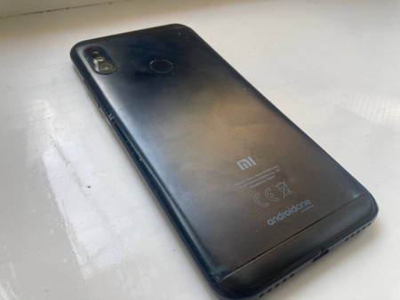 Xiaomi Mi A2 Lite /32гб
