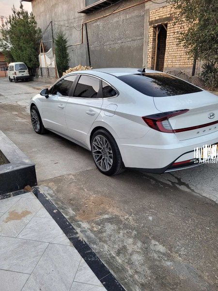 Продается автомобиль Hyundai sonata
