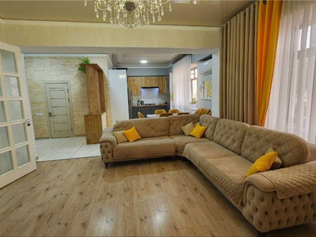 谷 130203 谷 Yakkasaroy tumanida kvartira sotiladi [90 м²]