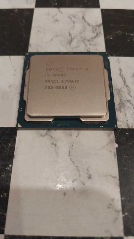 Процессор Core i5 9600K 9-го поколения. Сокет LGA 1151 v2. Из США.