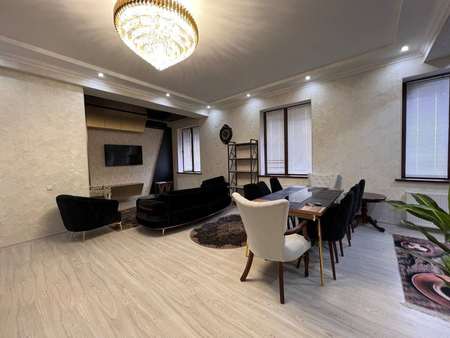 Продаётся 3 комнатная квартира в ЖК Parkent Avenue с цокольным этажом