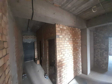 Продается 3х комнатная  коробка по улице Гагарина