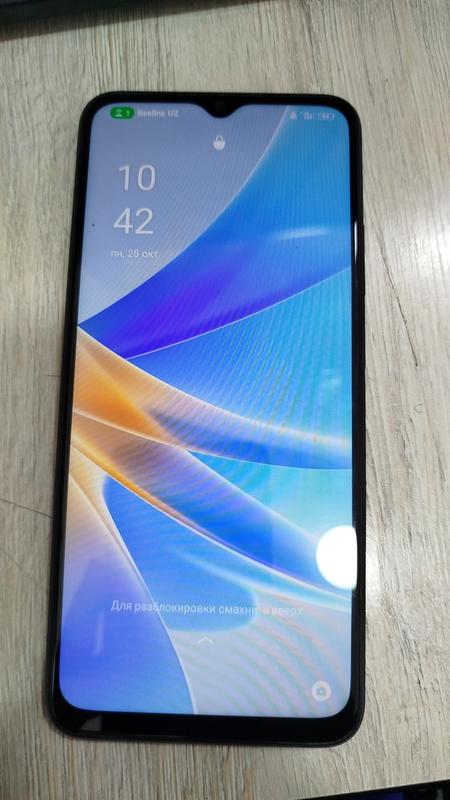 Oppo A 17 bir qol ishlagan usta kormagan holati yangidek