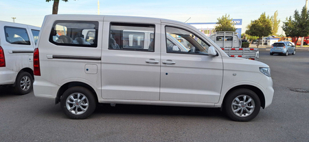 Wuling Hongguang V