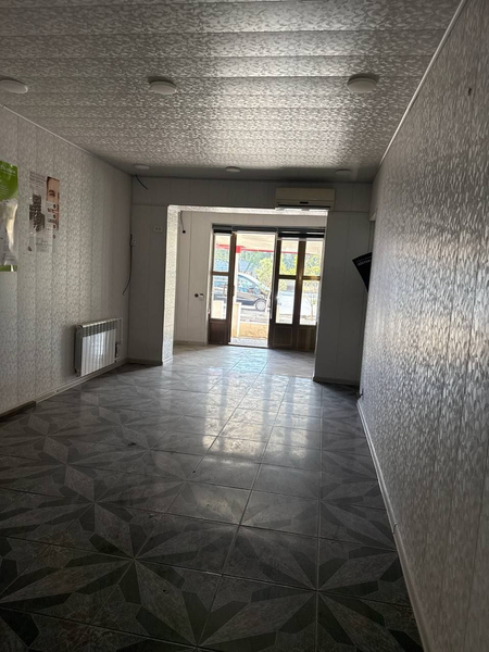 Shahar markazida, yaxshi joyda,ofis yer tulasi bilan sotiladi, 120kvm,